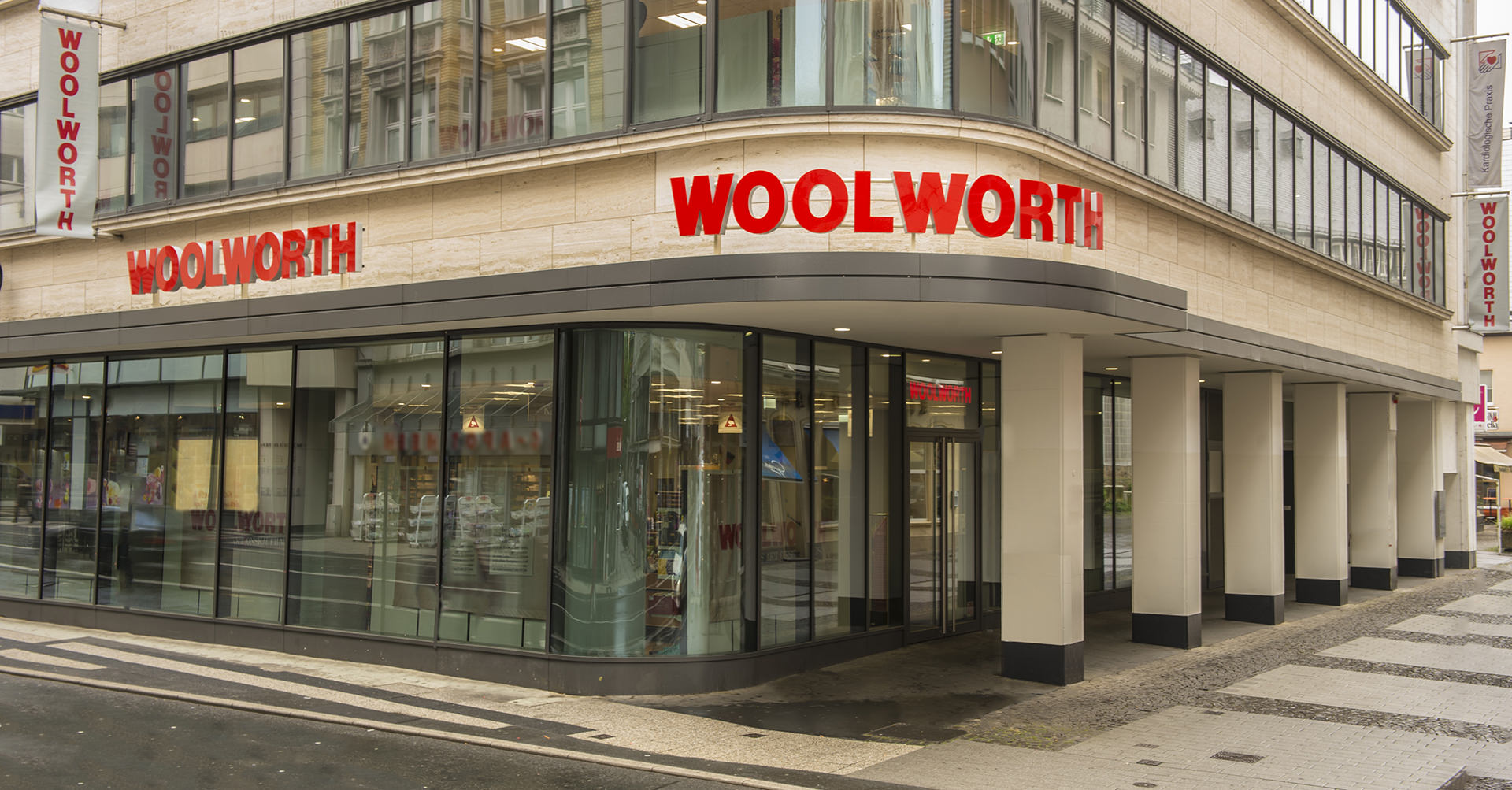Verkaufsoffener Sonntag bei Woolworth